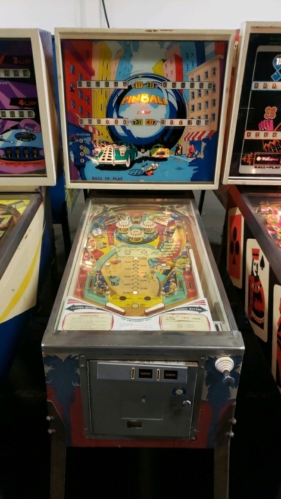 PINBALL by STERN CLASSIC E.M. PINBALL MACHINE STERN 1977