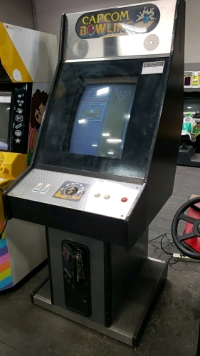 CAPCOM BOWLING UPRIGHT ARCADE GAME CAPCOM