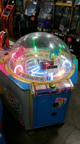 CYCLONE 3 PLAYER TICKET REDEMPTION GAME ICE