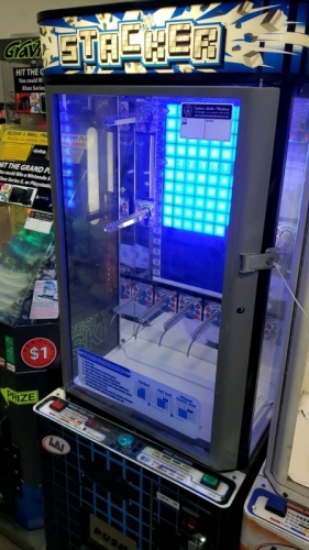 STACKER CLUB BLUE PRIZE REDEMPTION GAME LAI GAMES AH