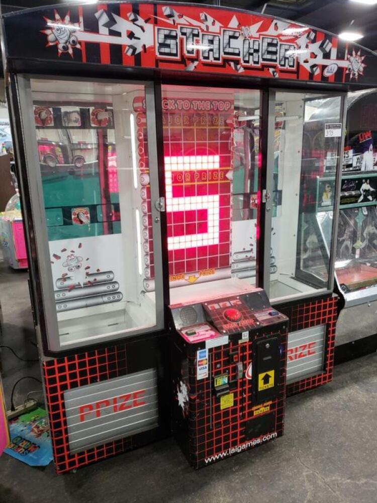 STACKER GIANT INSTANT PRIZE REDEMPTION GAME