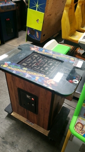 60 IN 1 CLASSIC ARCADE COCKTAIL TABLE W/ LCD MONITOR