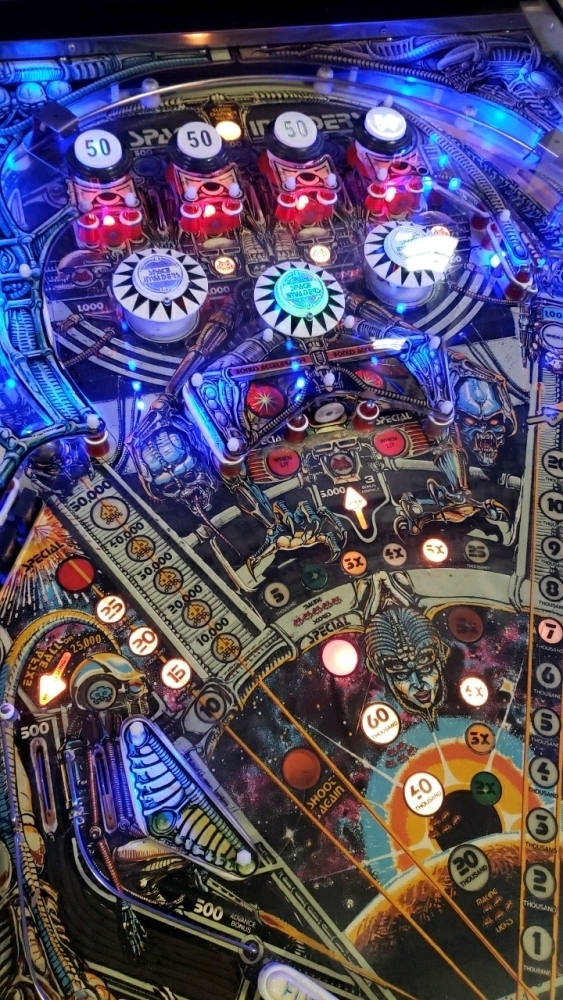 SPACE INVADERS WIDE BODY CLASSIC PINBALL MACHINE BALLY