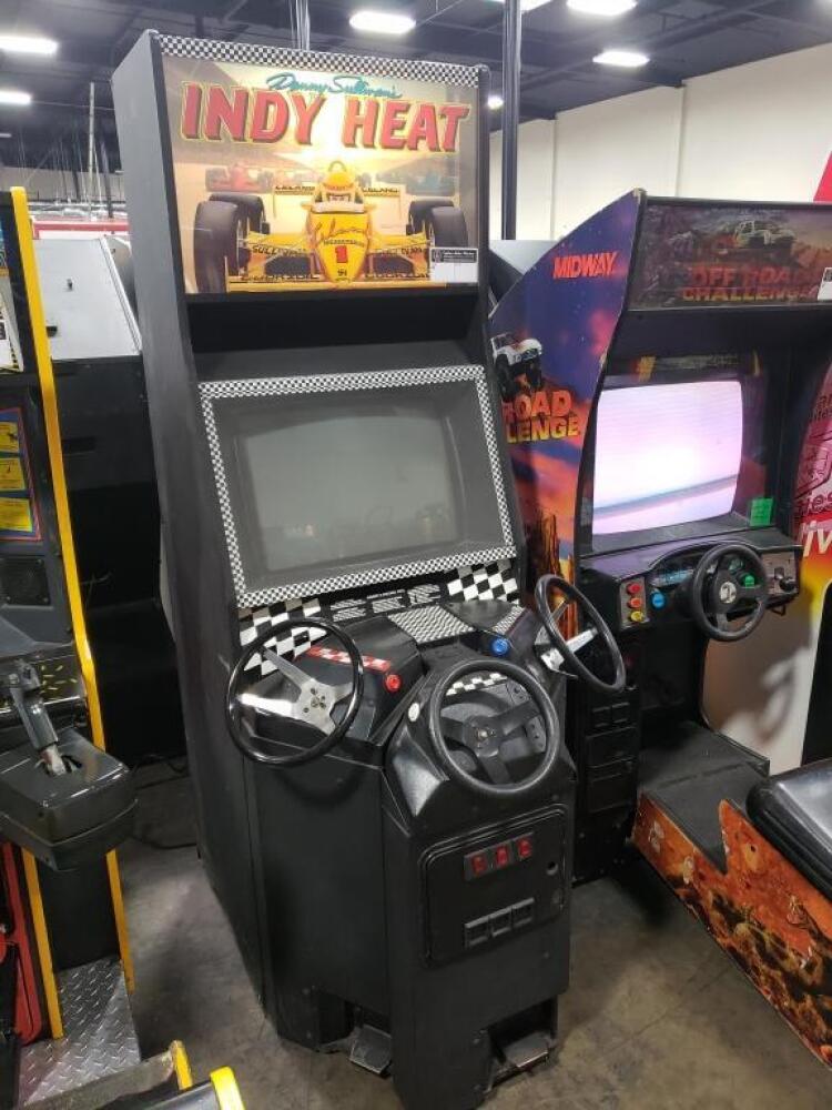 INDY HEAT 3 PLAYER LELAND CLASSIC RACE ARCADE