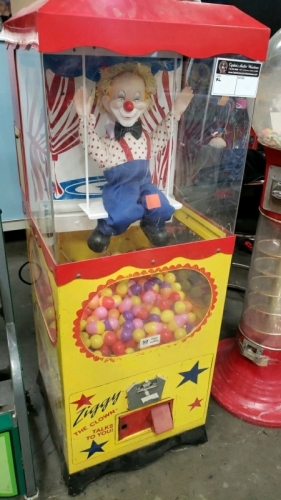 ZIGGY THE CLOWN GUMBALL CALSULE VENDING MACHINE