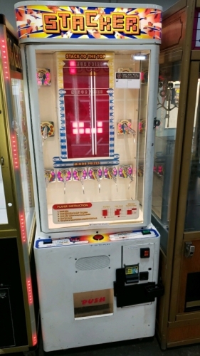 STACKER CLUB RED PRIZE REDEMPTION GAME LAI GAMES