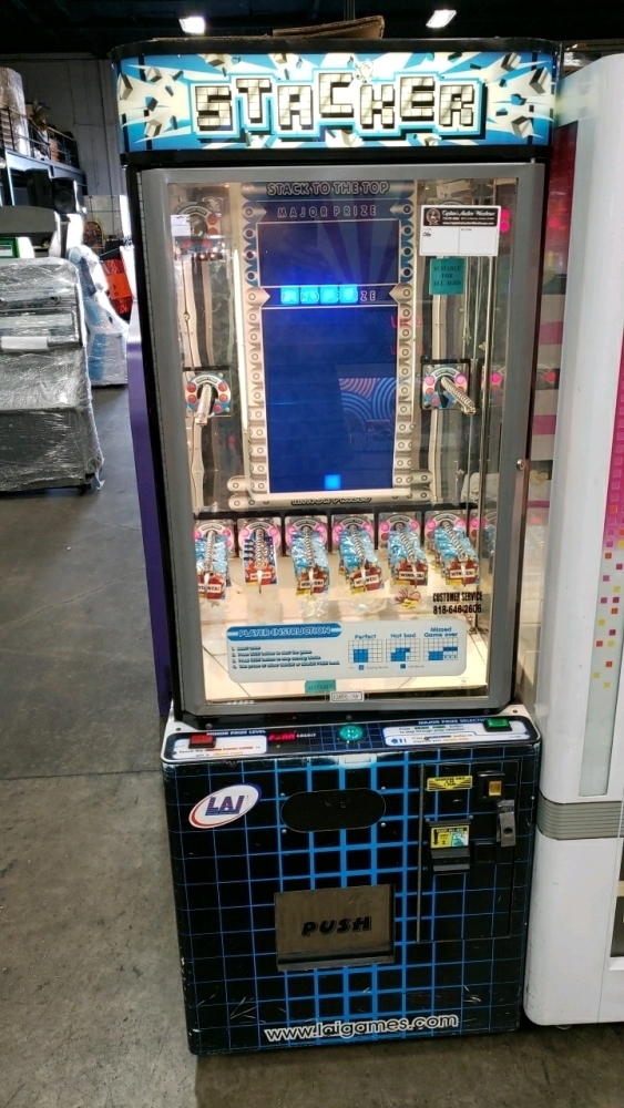 STACKER CLUB BLUE PRIZE REDEMPTION GAME LAI GAMES