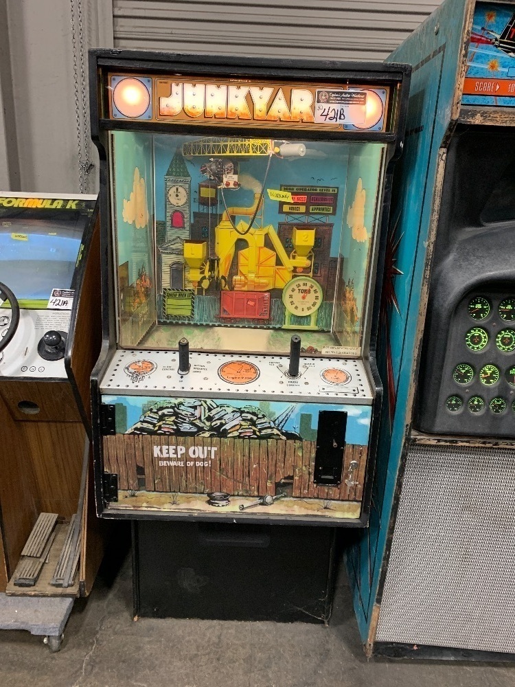 JUNKYARD CLASSIC ELECTRO MECHANICAL ARCADE GAME
