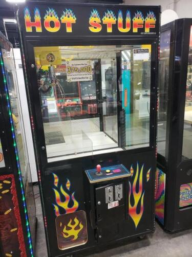 40 HOT STUFF PLUSH CLAW CRANE MACHINE