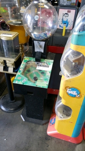 PLAY BALL GUMBALL NOVELTY VENDING MACHINE