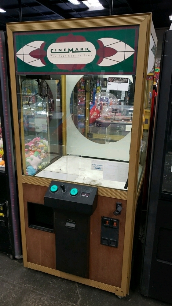 PRIEMIER CINEMARK PLUSH SKILL CLAW CRANE MACHINE