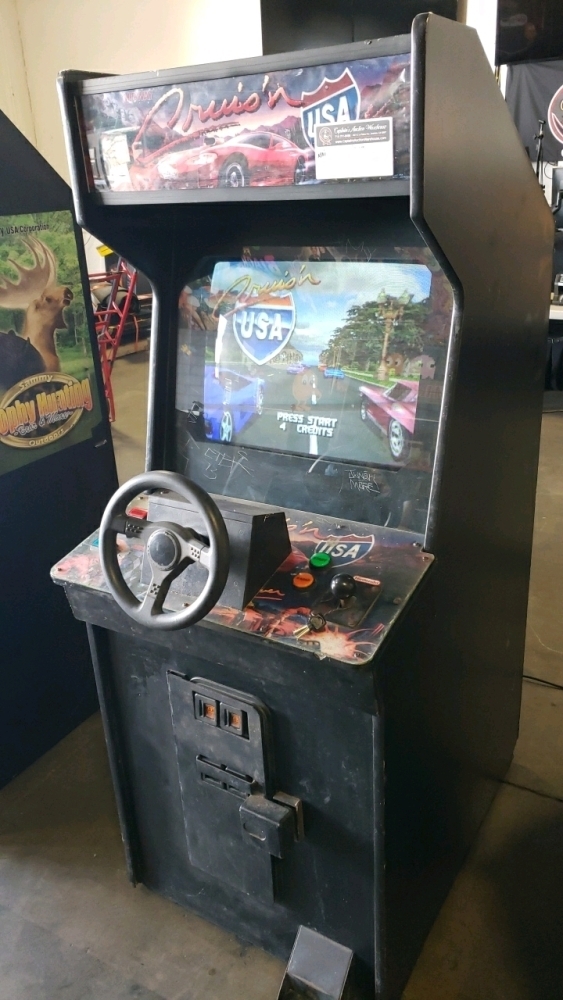 CRUISIN' USA UPRIGHT RACING ARCADE GAME