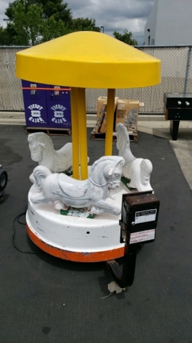 KIDDIE RIDE 3 HORSE YELLOW CAROUSEL COIN OP