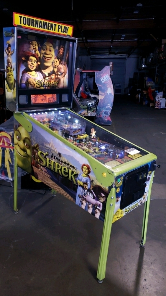 SHREK DREAMWORKS PINBALL MACHINE STERN INC