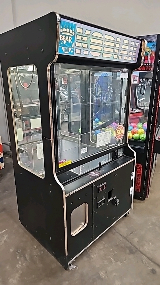 40 KODIAK PLUSH CLAW CRANE MACHINE SMART INDUS.