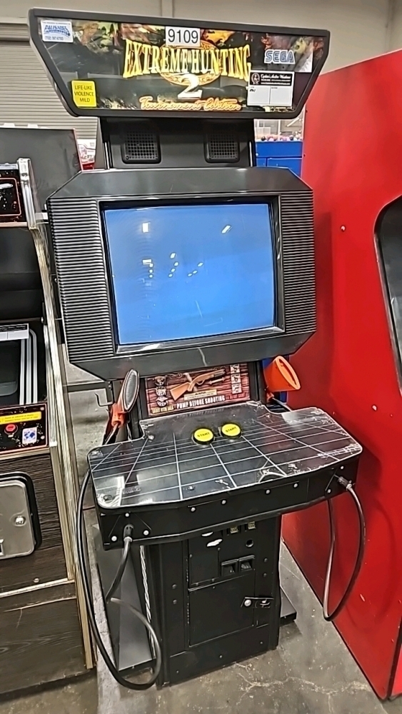 EXTREME HUNTING 2 UPRIGHT SHOOTER ARCADE GAME