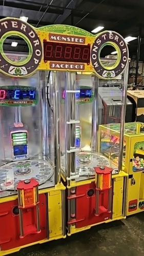 MONSTER DROP TWO PLAYER TICKET REDEMPTION GAME BENCHMARK