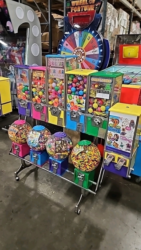 10 HEAD COMBO CAPSULE CANDY STICKER VENDING RACK