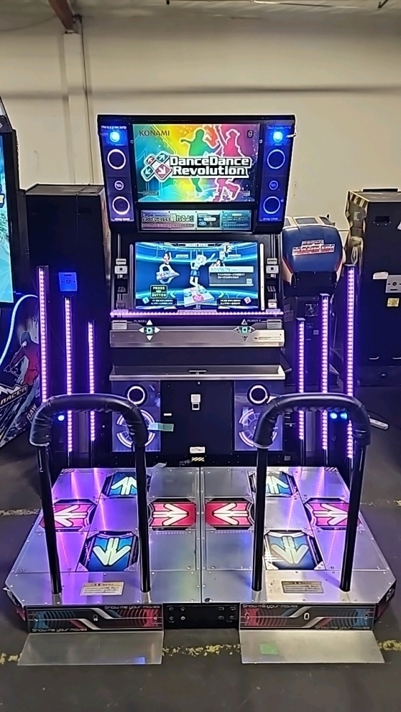 DANCE DANCE REVOLUTION 2 PLAYER MUSIC ARCADE GAME KONAMI LATE MODEL