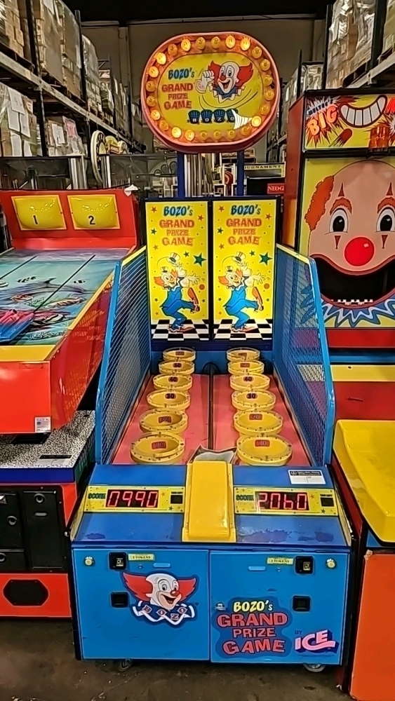BOZO'S BALL TOSS TICKET REDEMPTION GAME