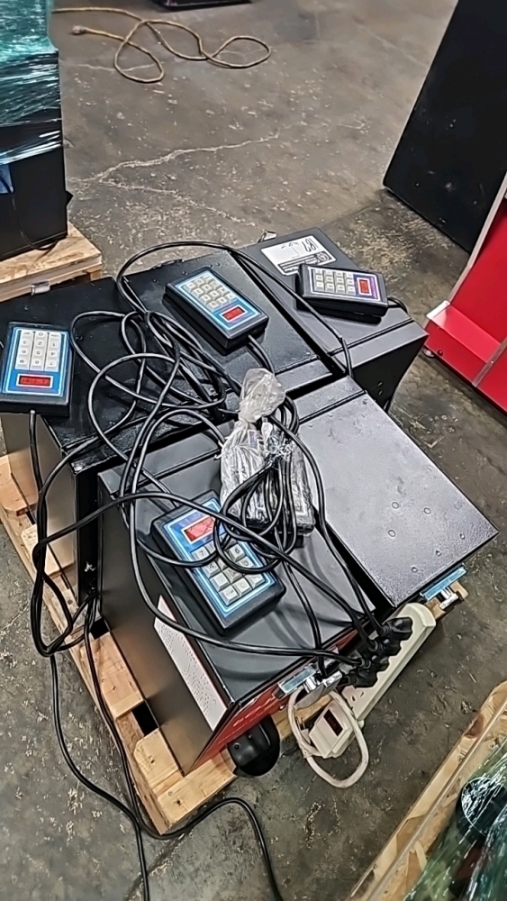 1 PALLET LOT- AC250 COIN DISPENSERS AMERICAN CORP. 5 CT.