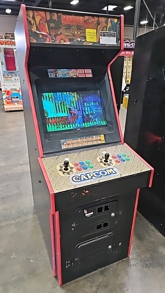 MARVEL VS CAPCOM UPRIGHT ARCADE GAME CAPCOM