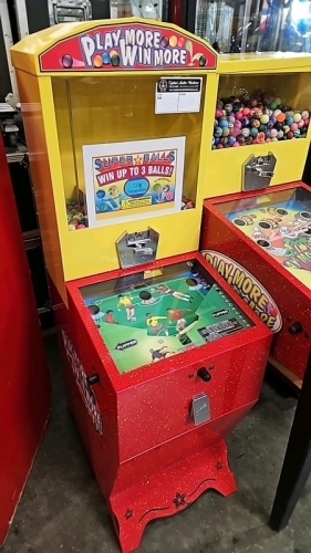 PLAY MORE WIN MORE SOCCER NOVELTY PINBALL GUMBALL