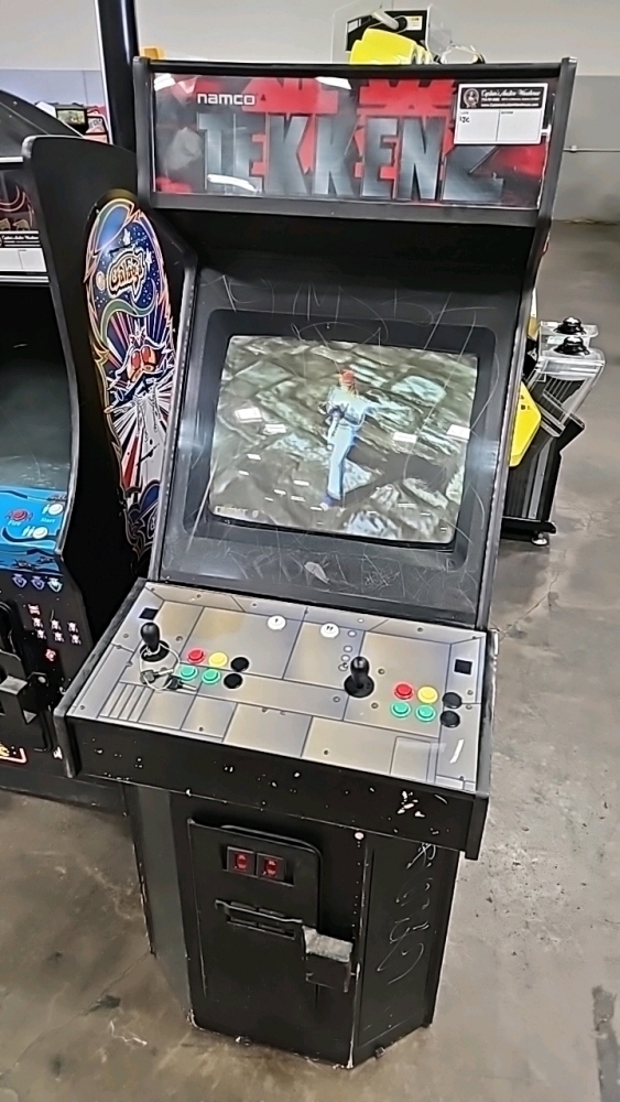 TEKKEN 3 NAMCO FIGHTING ARCADE GAME UPRIGHT TEKKEN 2 MARQUEE