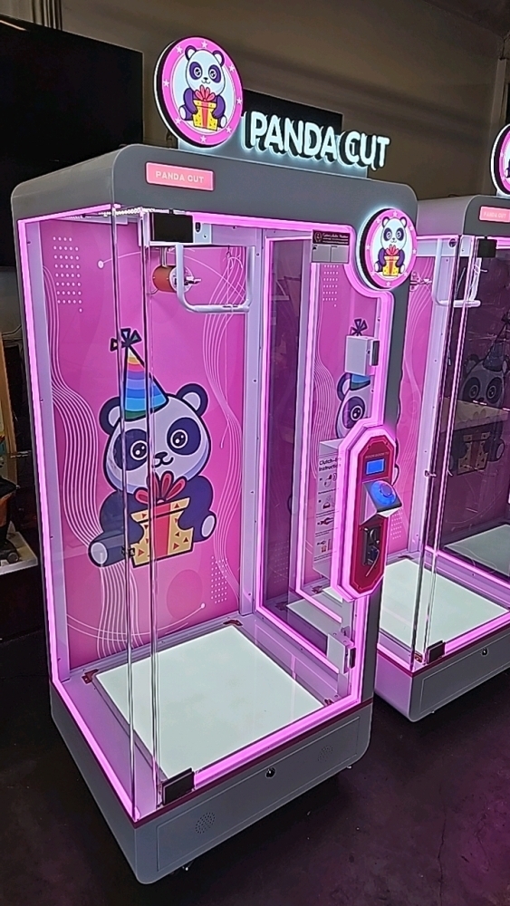 PANDA CUT JUMBO PRIZE REDEMPTION ARCADE GAME BRAND NEW #2