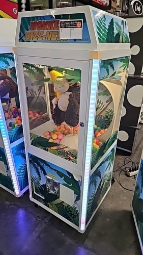MONKEY BIZZ-NESS TOY EGG CAPSULE PRIZE VENDING MACHINE #2