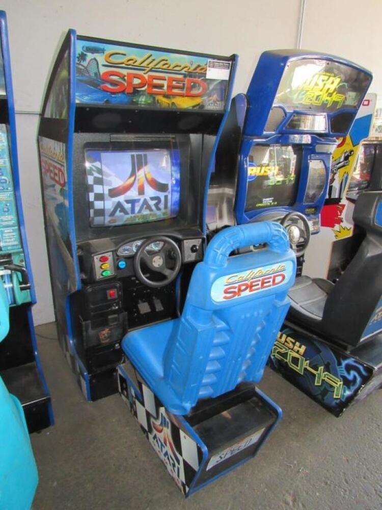 CALIFORNIA SPEED SITDOWN RACING ARCADE GAME