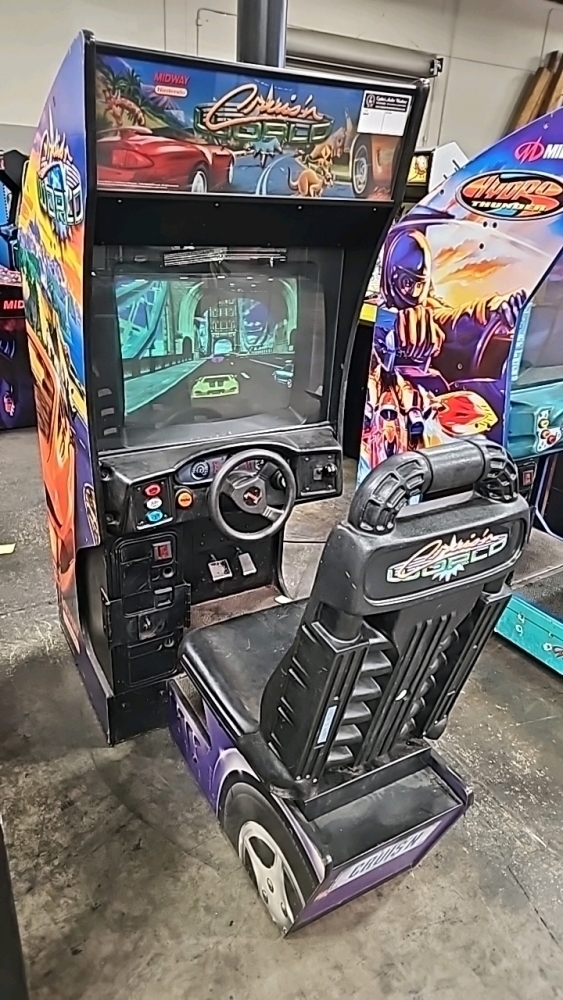 CRUISIN WORLD SITDOWN DRIVER ARCADE GAME MIDWAY