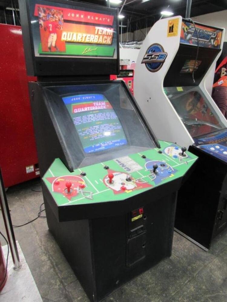 JOHN ELWAY'S TEAM QUARTERBACK CLASSIC ARCADE GAME