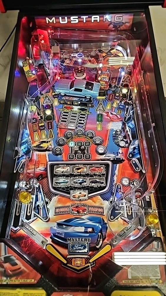 MUSTANG PRO MODEL PINBALL MACHINE STERN 2014