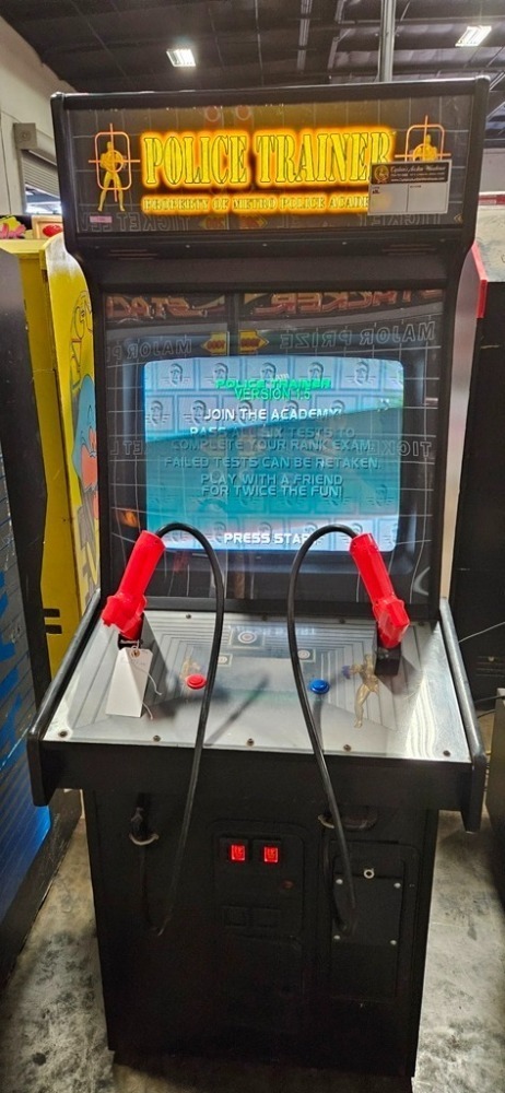 POLICE TRAINER UPRIGHT 25 SHOOTER ARCADE GAME SEGA