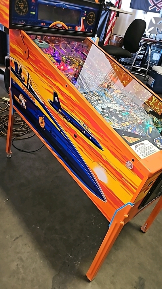 AIRBORNE TOP GUN PINBALL MACHINE CAPCOM L@@K!!