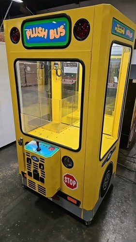 PLUSH BUS by ICE PLUSH CLAW CRANE MACHINE