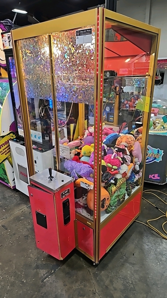 CLEAN SWEEP PLUSH CLAW CRANE MACHINE SMART