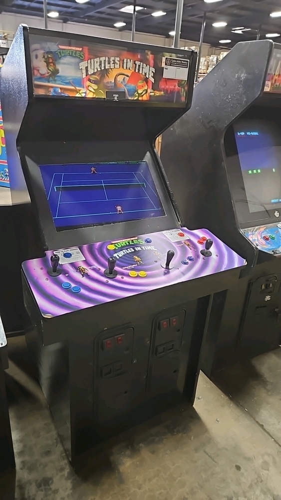 TURTLES IN TIME UPRIGHT ARCADE GAME KONAMI CAB
