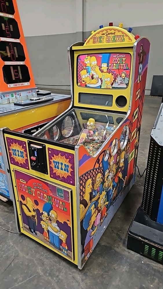 THE SIMPSON'S KOOKY CARNIVAL TICKET REDEMPTION GAME STERN