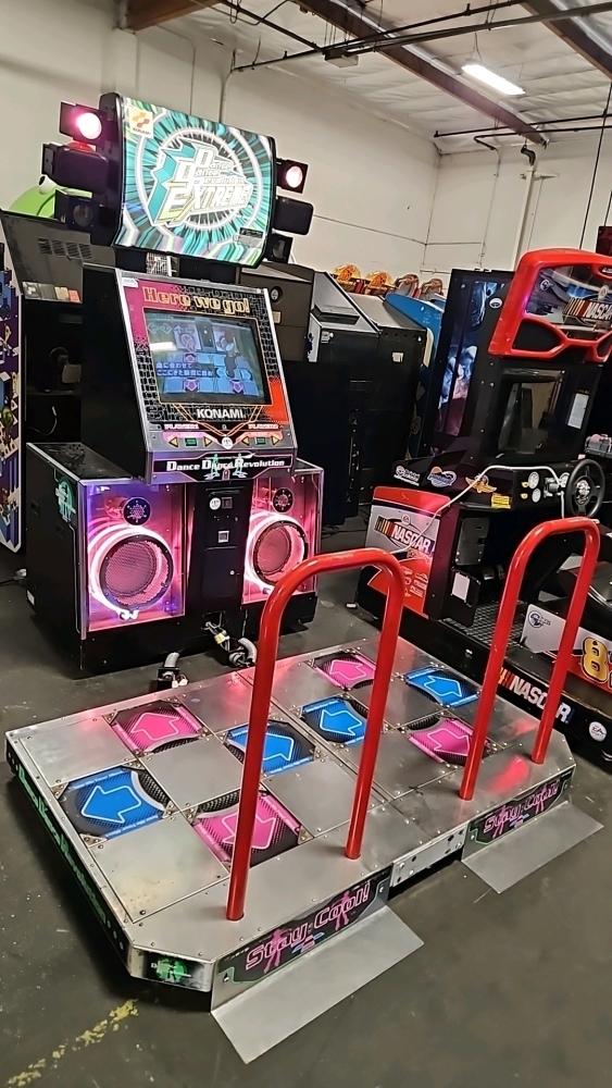 DDR 8TH MIX EXTREME 2 PLAYER DANCE ARCADE GAME KONAMI