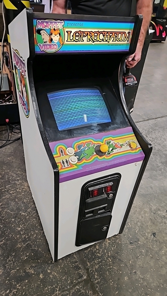 MUPPET VIDEO presents: LEPRECHAUN MINI CLASSIC ARCADE GAME