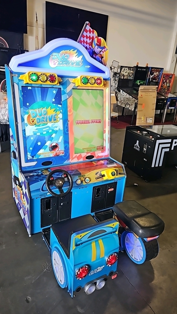 DUO DRIVE TWO SEATER KIDS TICKET REDEMPTION GAME UNIS