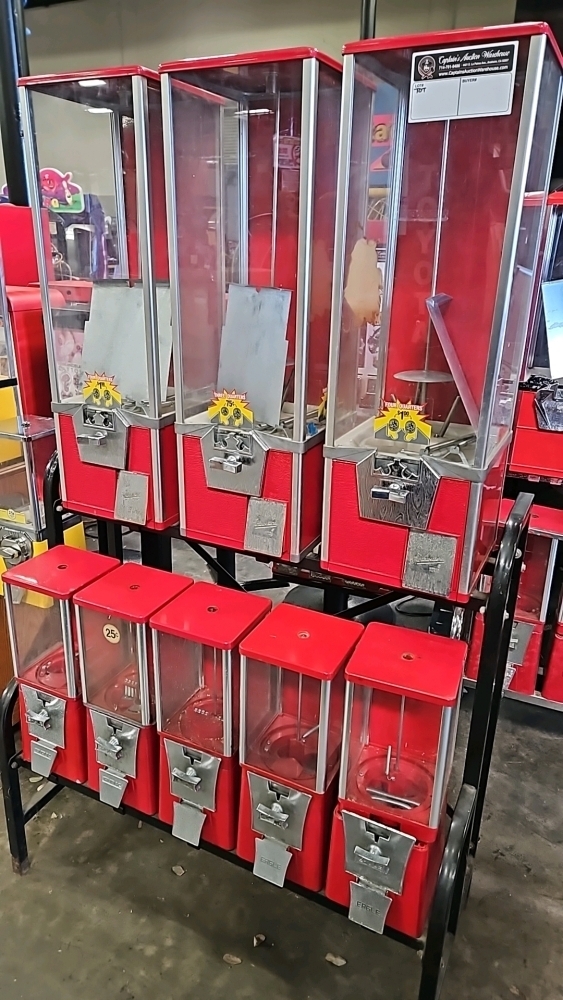8 HEAD COMBO BULK CANDY CAPSULE VENDING STAND
