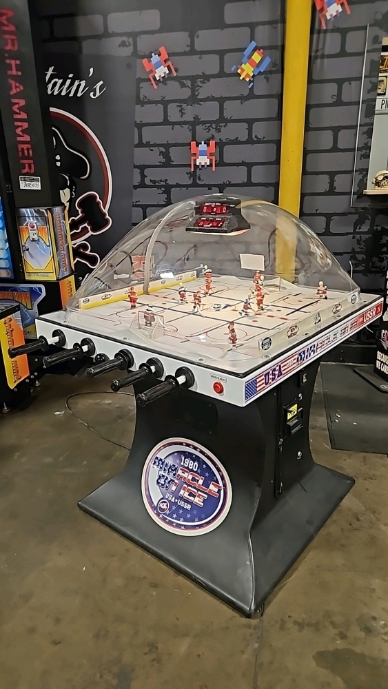 SUPER CHEXX MIRACLE ON ICE USA vs. USSR BUBBLE HOCKEY by ICE