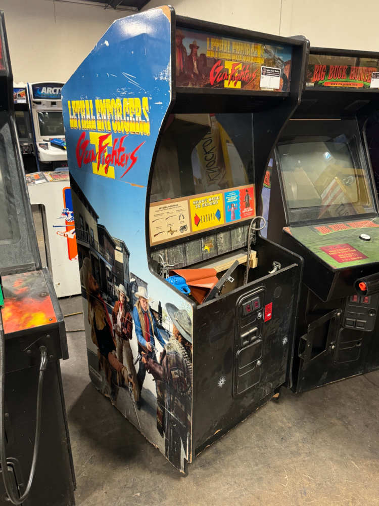 LETHAL ENFORCERS II GUNFIGHTERS ARCADE GAME KONAMI