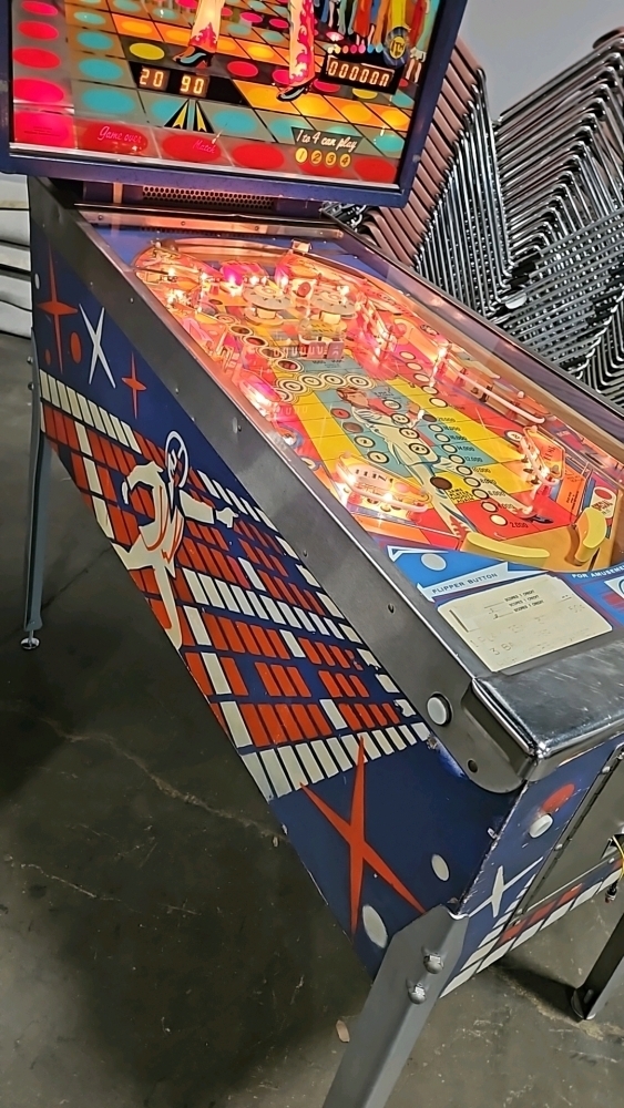 DISCO FEVER PINBALL MACHINE 1978 BY WILLIAMS
