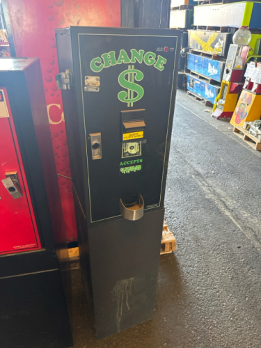 AC2001 UPRIGHT DOLLAR COIN CHANGER MACHINE AMERICAN CORP.
