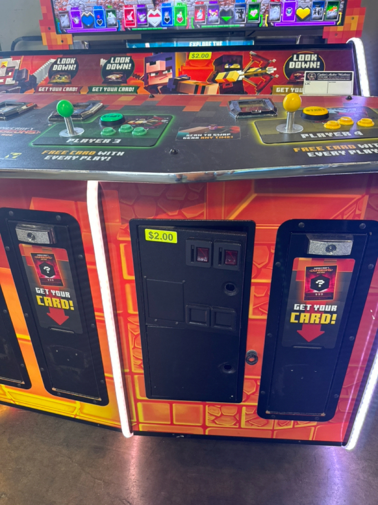 MINECRAFT DUNGEONS ARCADE RAW THRILLS ARCADE GAME 4 PLAYER