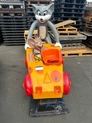 TOM & JERRY KIDDIE RIDE CAR RIDER